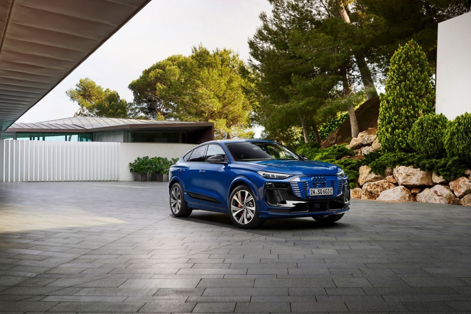 Audi Q6 Sportback e-tron: XXL の自律性を備えたスポーティな SUV! - 世界の顔