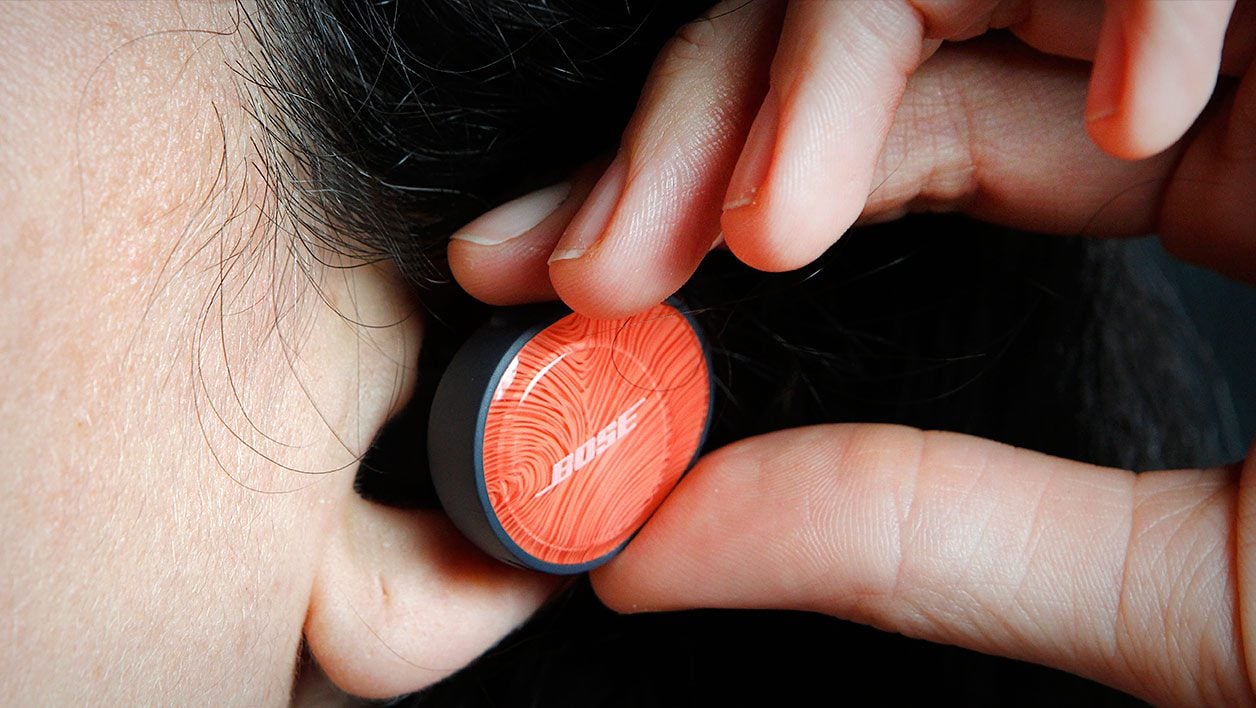 Bose SoundSport Free 対 Shokz OpenRun Pro 2 - 世界の顔